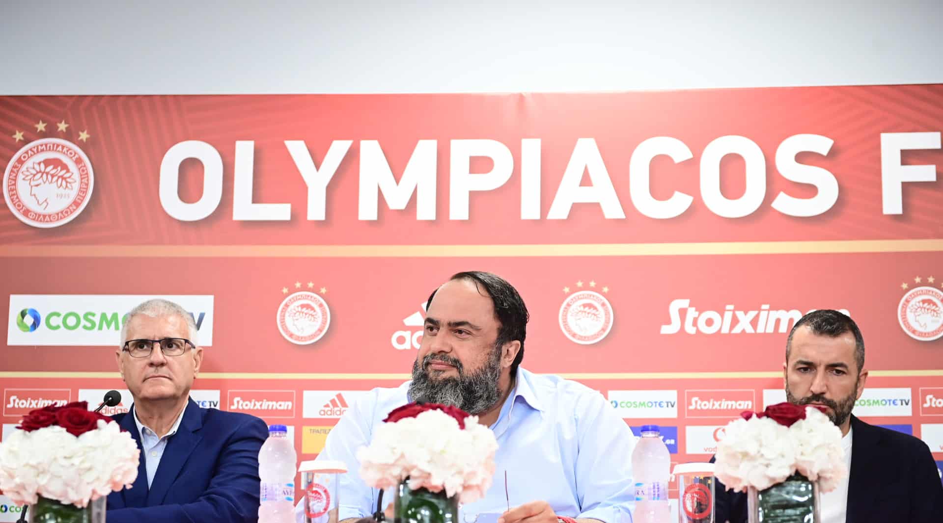 LIVE η παρουσίαση του Μαρτίνεθ από τα γραφεία του Ολυμπιακού! | thrylos24.gr