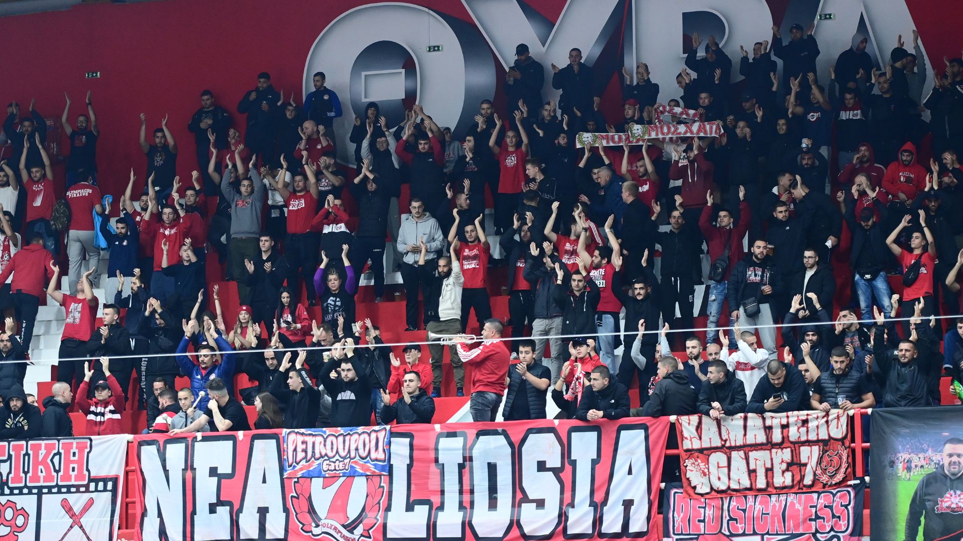 Θύρα 7 Μοσχάτο: «Θρύλε για πάρτη σου, Θρύλε μαζί σου»! | thrylos24.gr