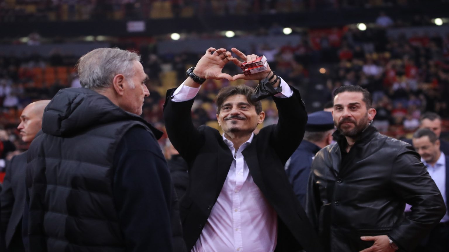 Εριστικός ο Γιαννακόπουλος στο ΣΕΦ! (pics) | thrylos24.gr