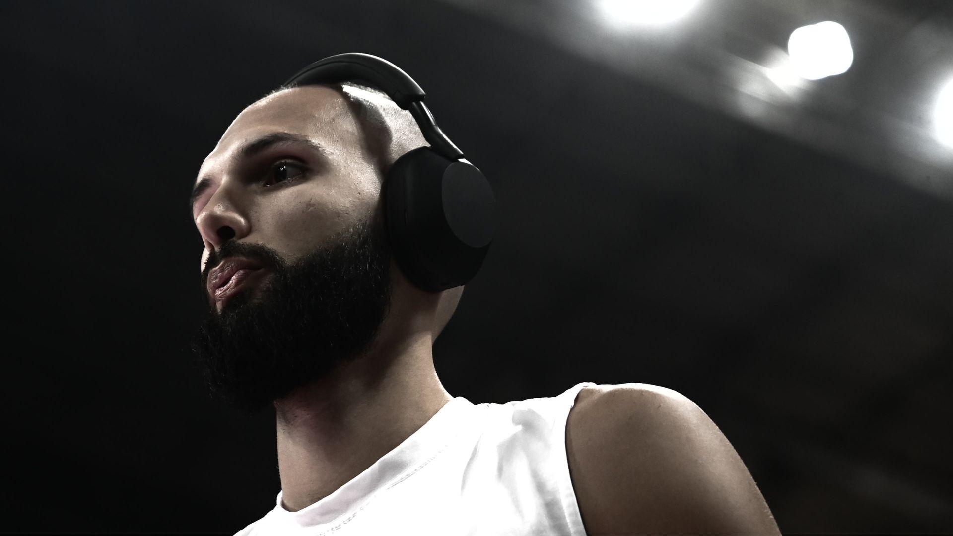 Θέλει διακαώς κούπες με τον Θρύλο ο Φουρνιέ! | thrylos24.gr